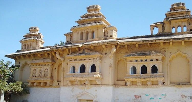 Old Palace / Gagan Mahal Hampi (Timings, History, Entry Fee, Images ...