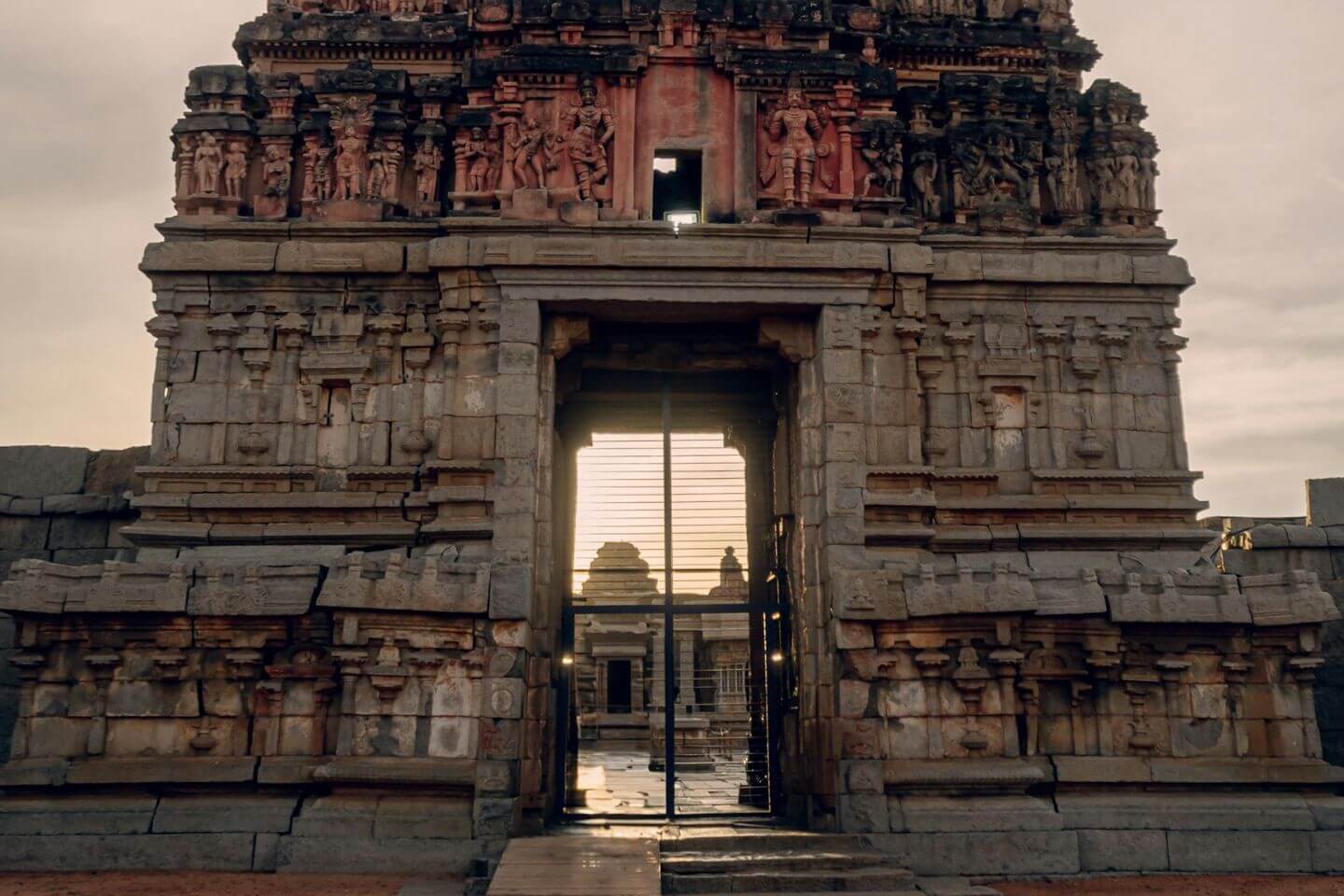 Pune to Hampi Tour Packages - Hampi Tourism
